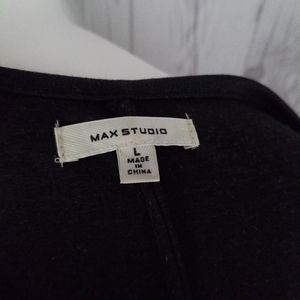 Max Studio | Tops | Max Studio Knit Jacquard Print Shirt Sz L | Poshmark